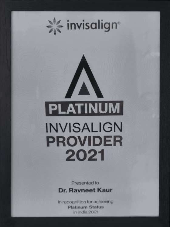 Invisalign Specialist in Delhi, Vasant Vihar | Invisalign Doctor in Gurgaon